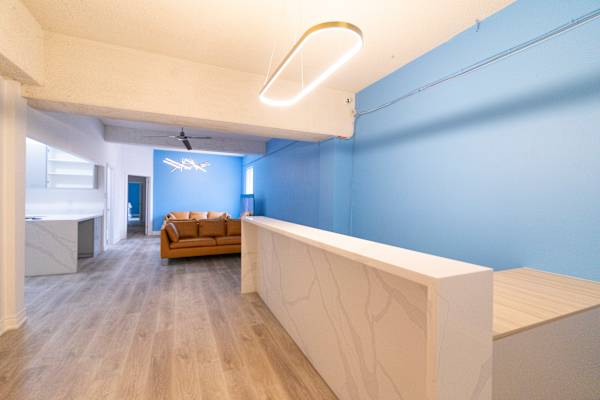 Check Inn Ca - Mississauga