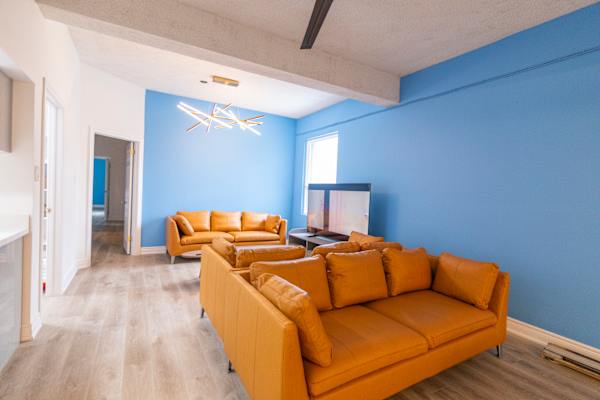 Check Inn Ca - Mississauga