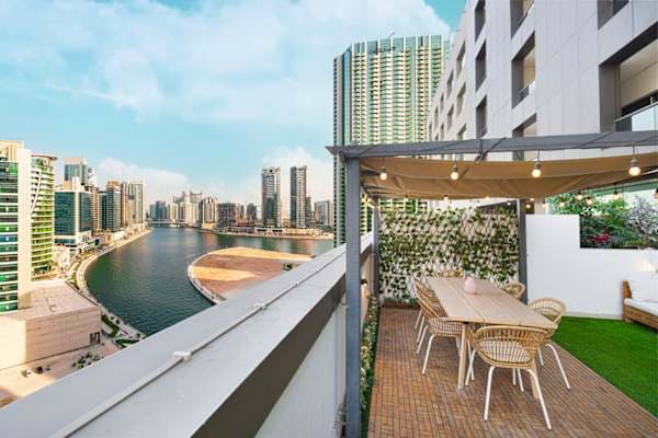 Queens Social House - Dubai