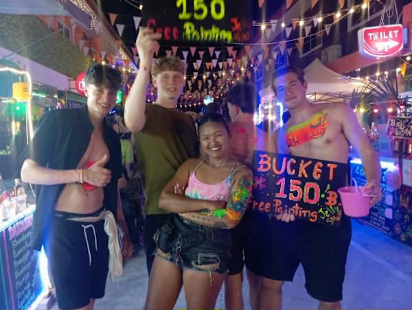 2d Hostel And Bar - Ko Pha Ngan