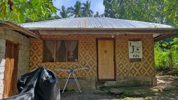 J Travel Trail Inn - Camiguin