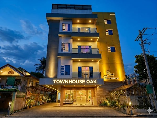 Townhouse Oak Casa Barcelona - Iloilo City
