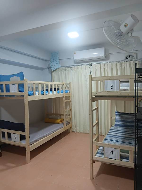 Middle Road Hostel - Ko Samui