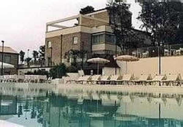 Finis Africae Country House - Senigallia