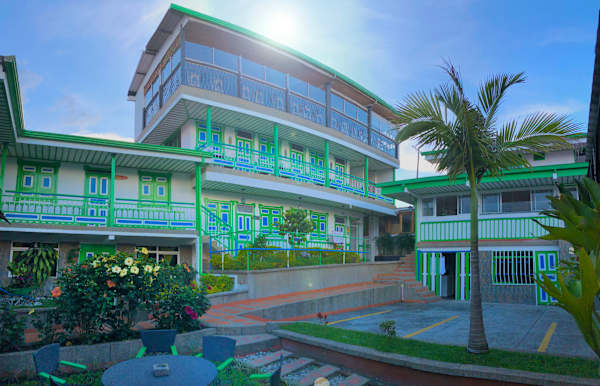 La Floresta Hostel - Salento