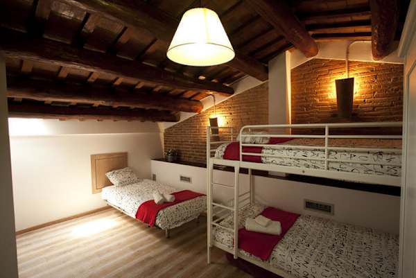 Coroleuhouse-bcn - Barcelona