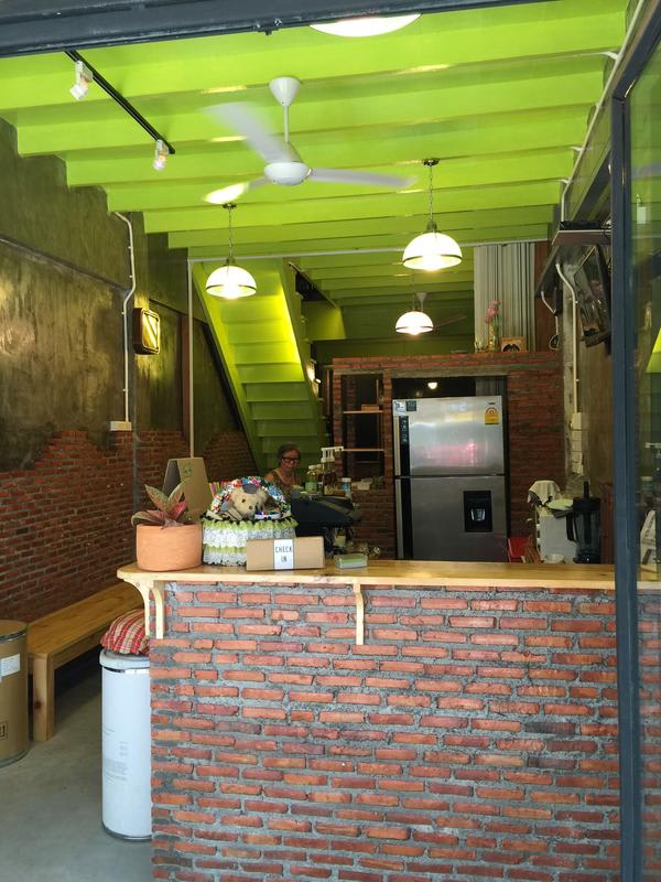 Hometown Hostel - Ratchaburi