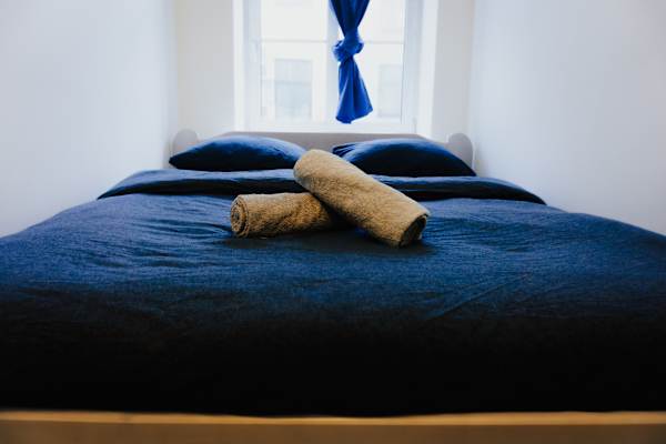 Lighthouse Hostel And Rooms - 리가