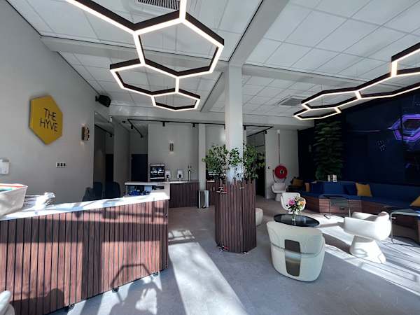 The Hyve Hotel Amsterdam - Amsterdam