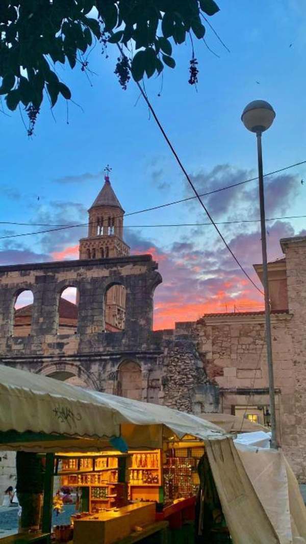Empire Hostel - Croatie