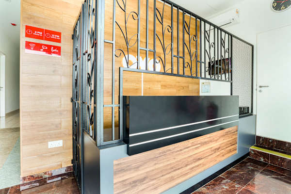 Oyo 89677 Sunflower Hotel - 芙蓉市