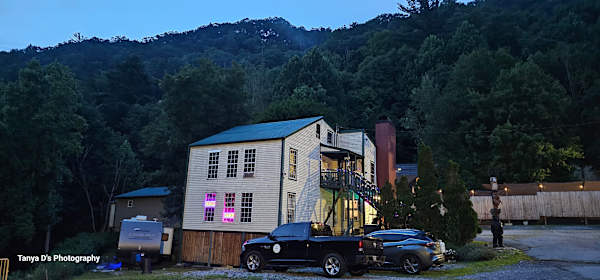 The Appalachian Station At 19e - Blue Ridge Mountains