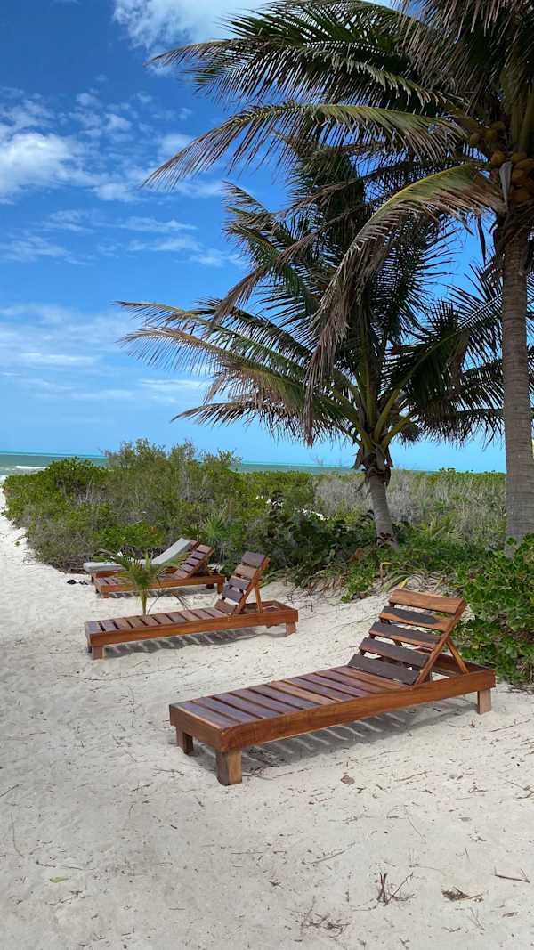 Frequency Hostel Beachfront - El Cuyo