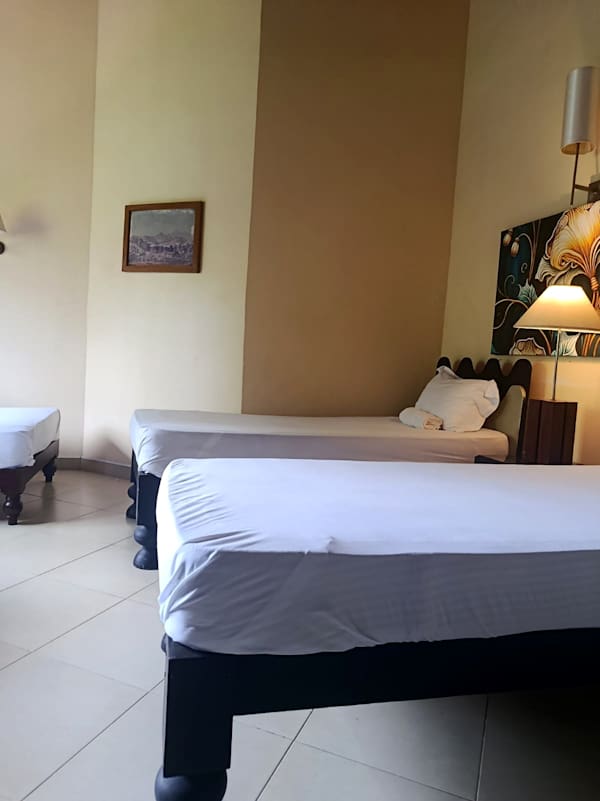Crown Hills Kandy - Kandy