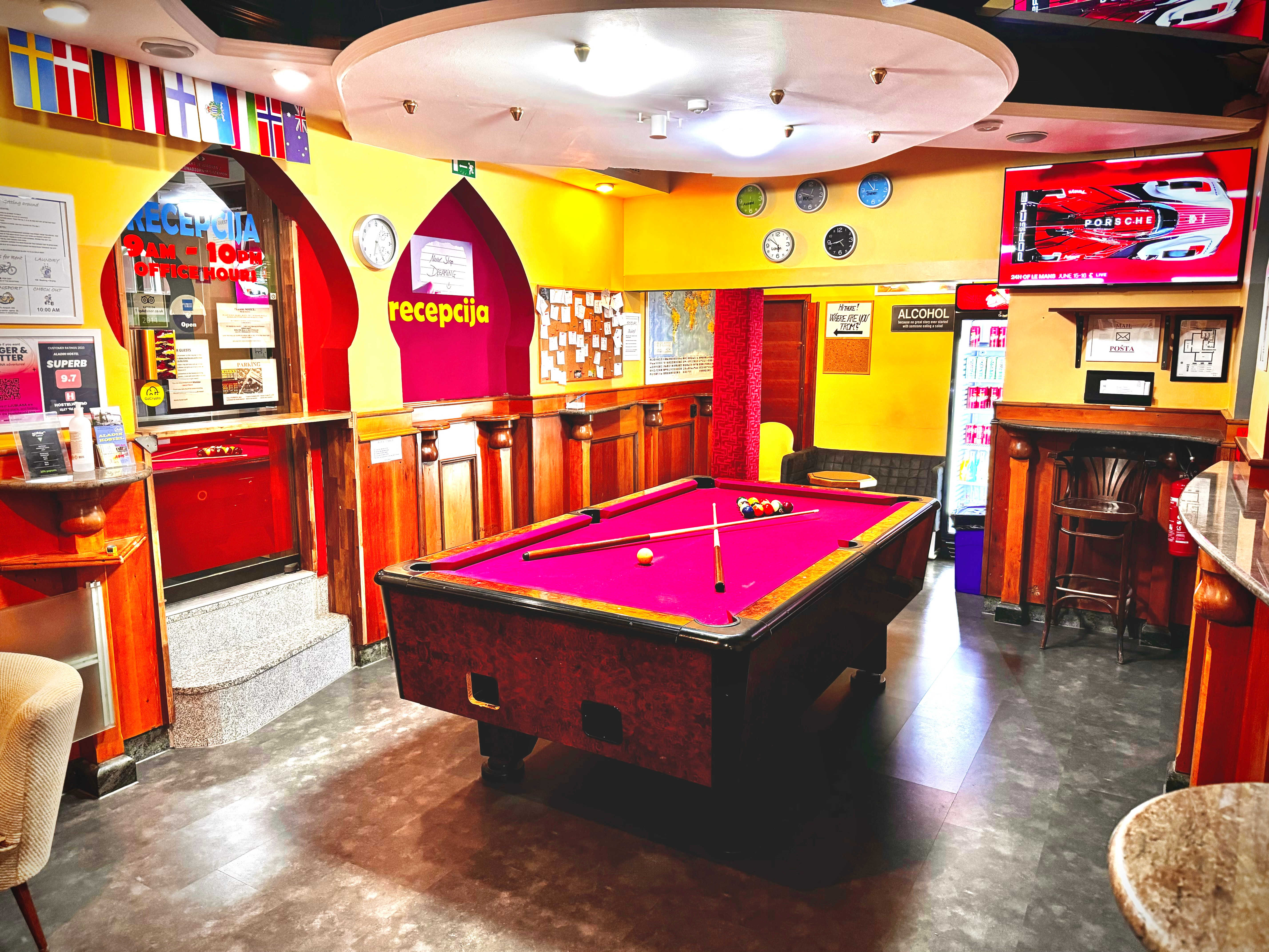 Aladin Hostel - Slovénie