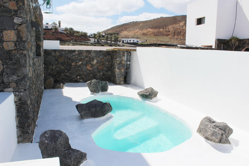 Large Double Bedroom With Bathroom - Lanzarote