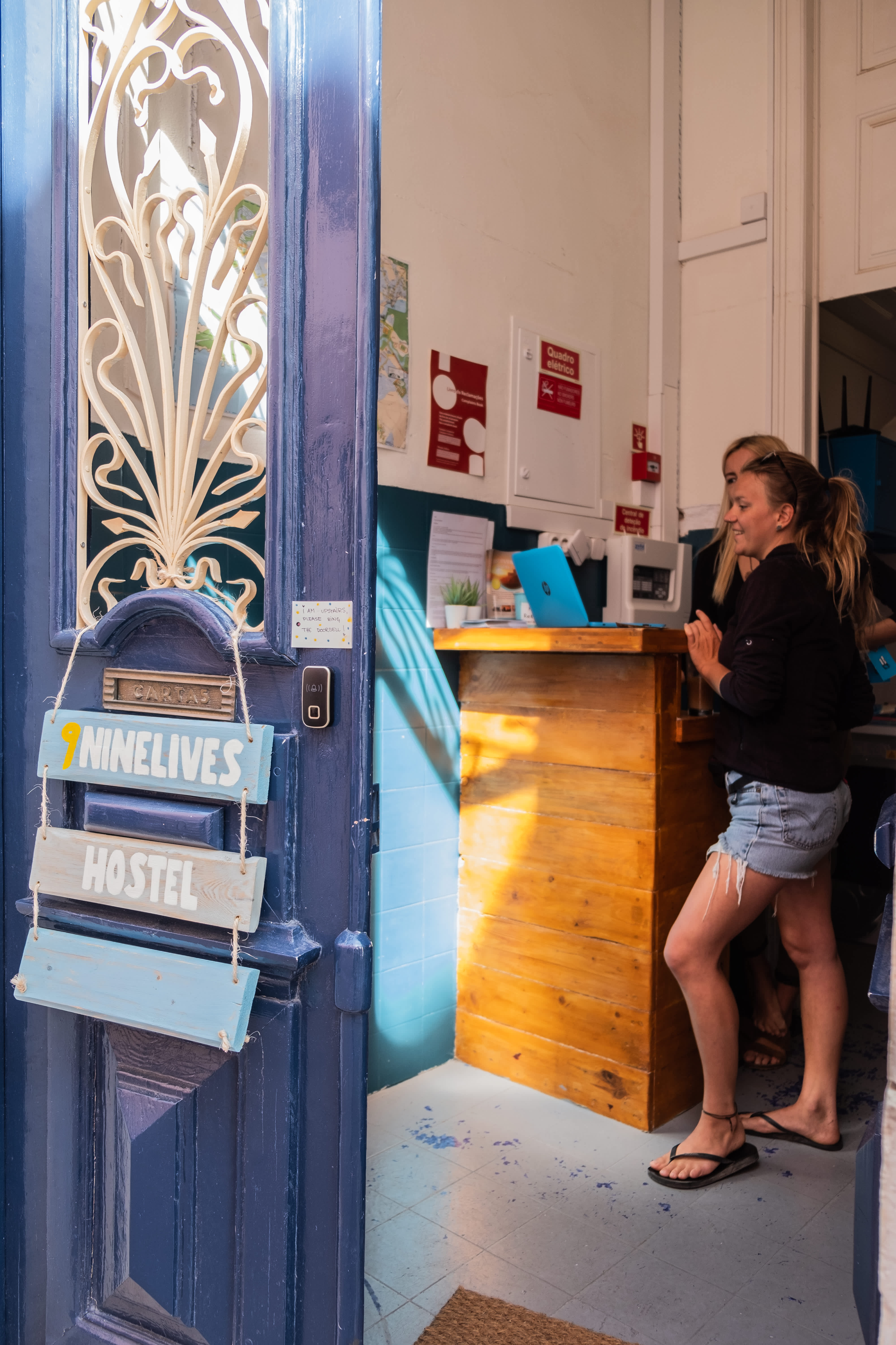 9ninelives Hostel - Lagos, Portugal