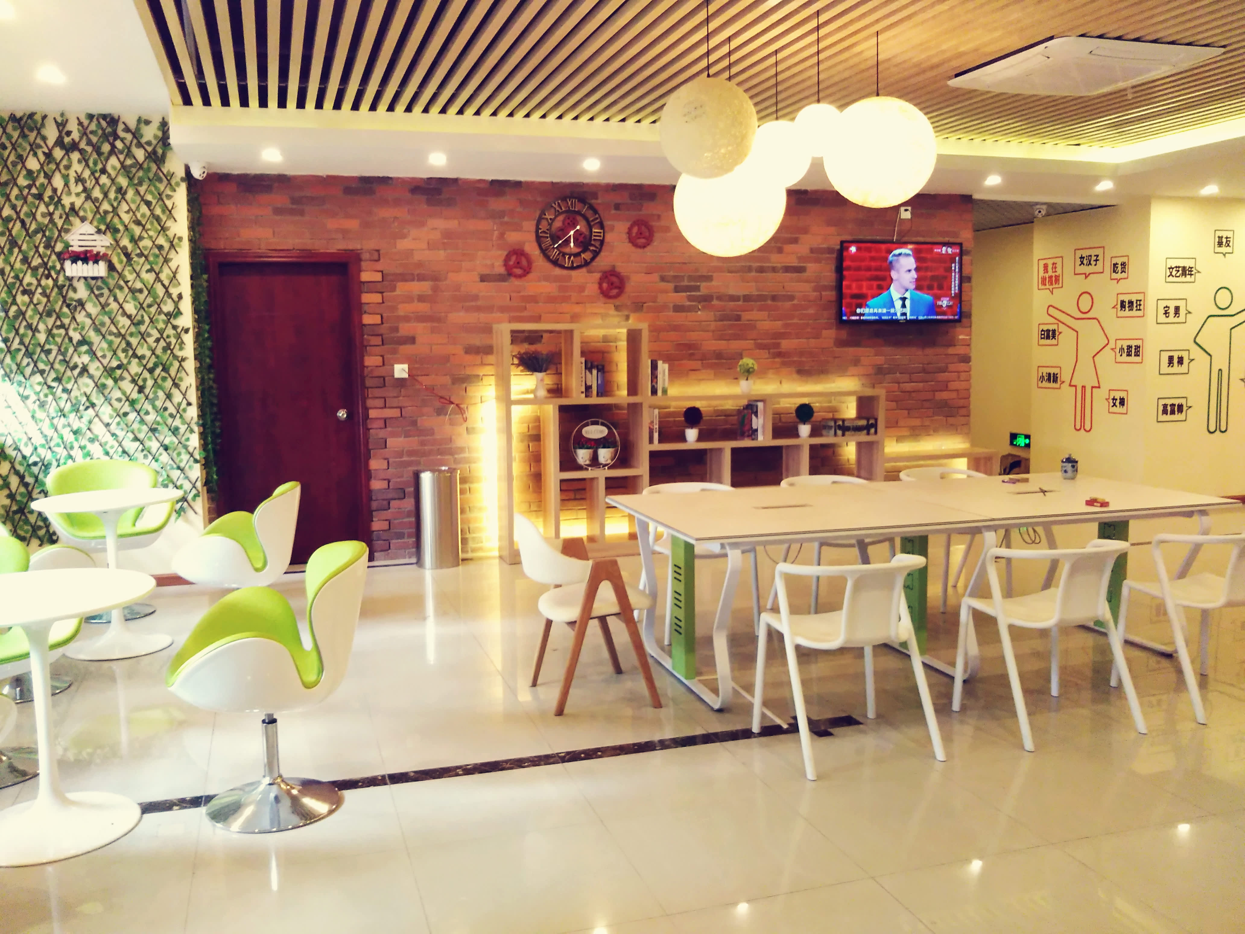 The Olive Tree Capsule Hostel - Shenzhen