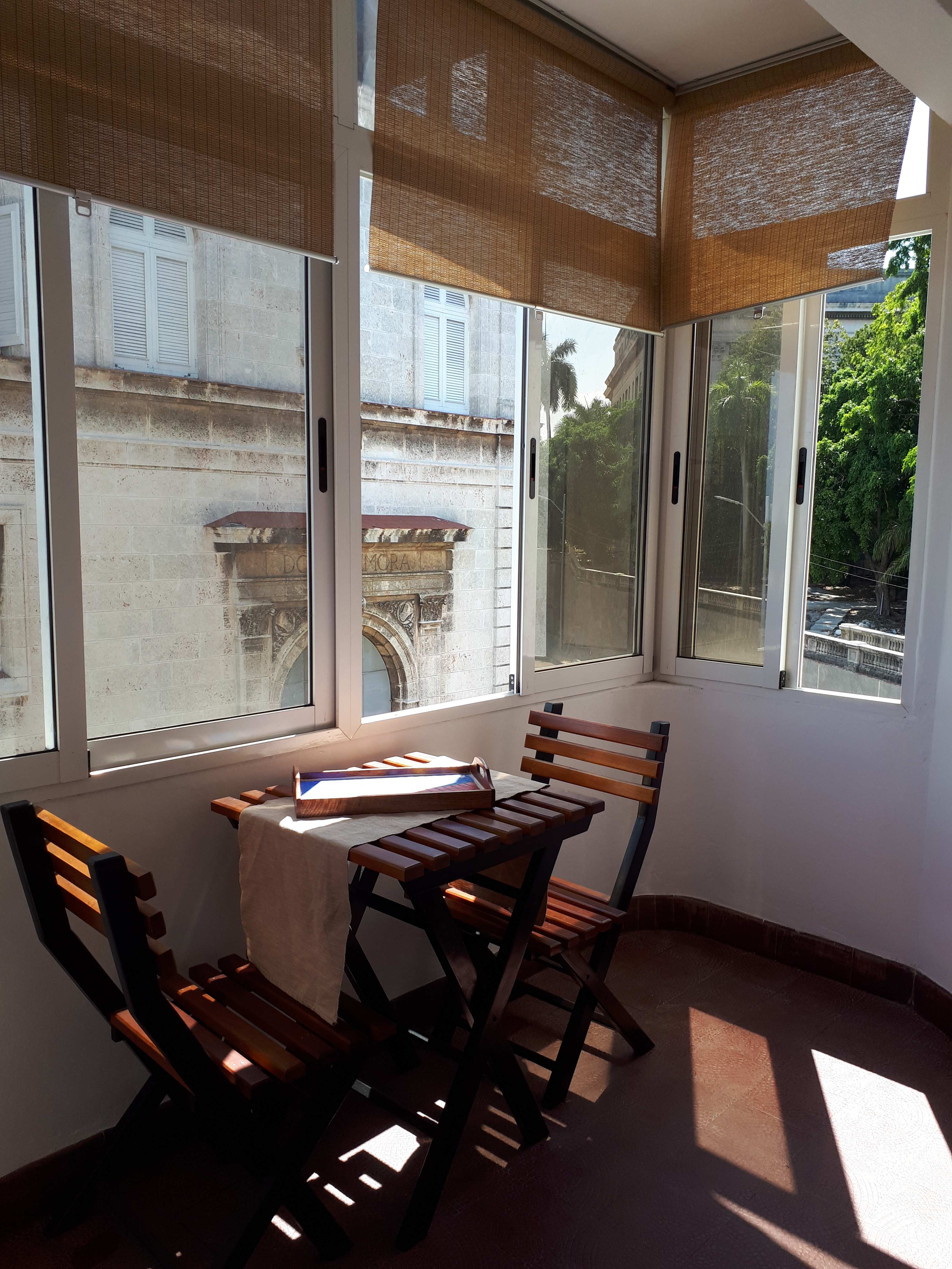 Cozy Vedado Floyd Apartment - Cuba