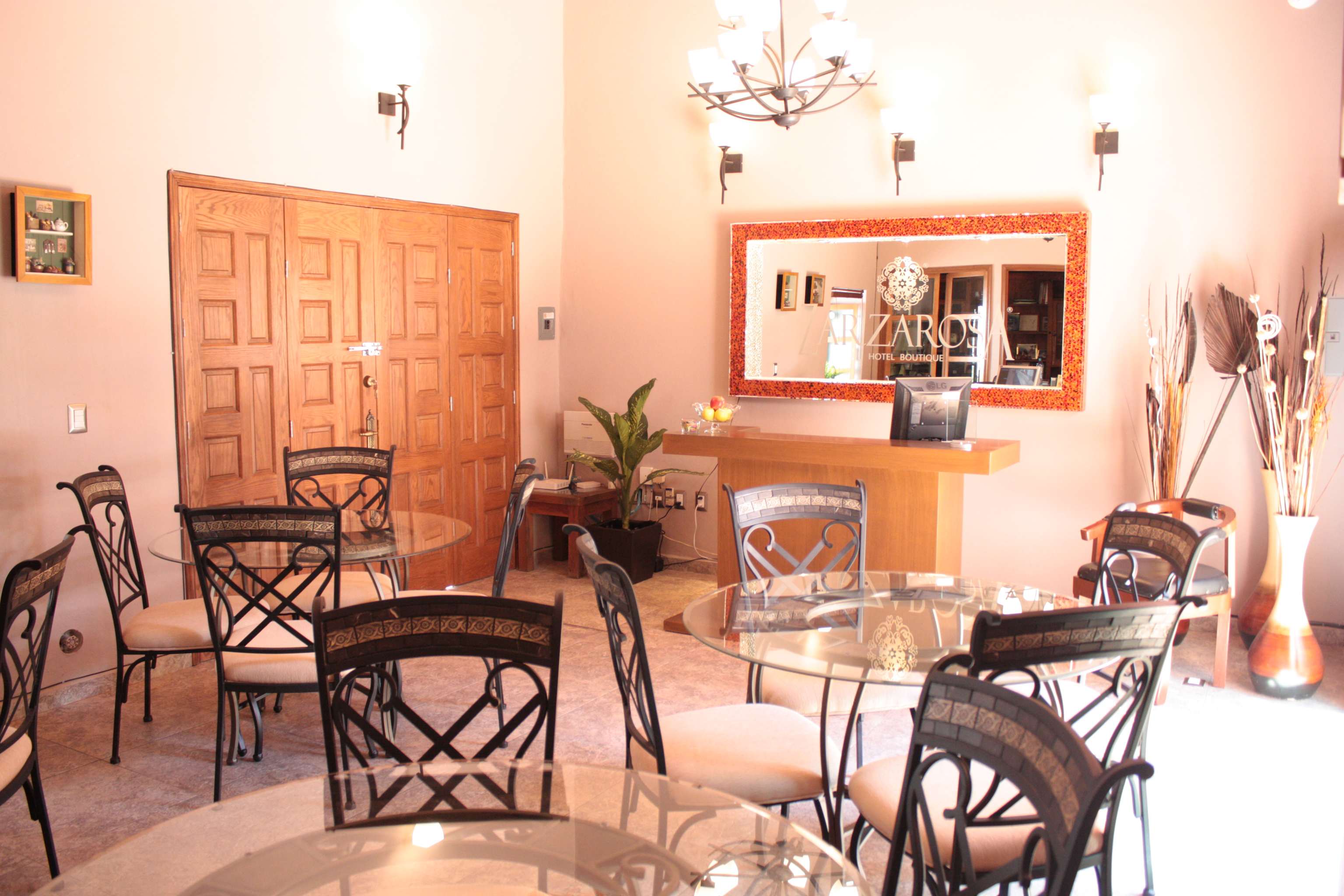 Zarzarosa Hotel Boutique - Santiago de Querétaro