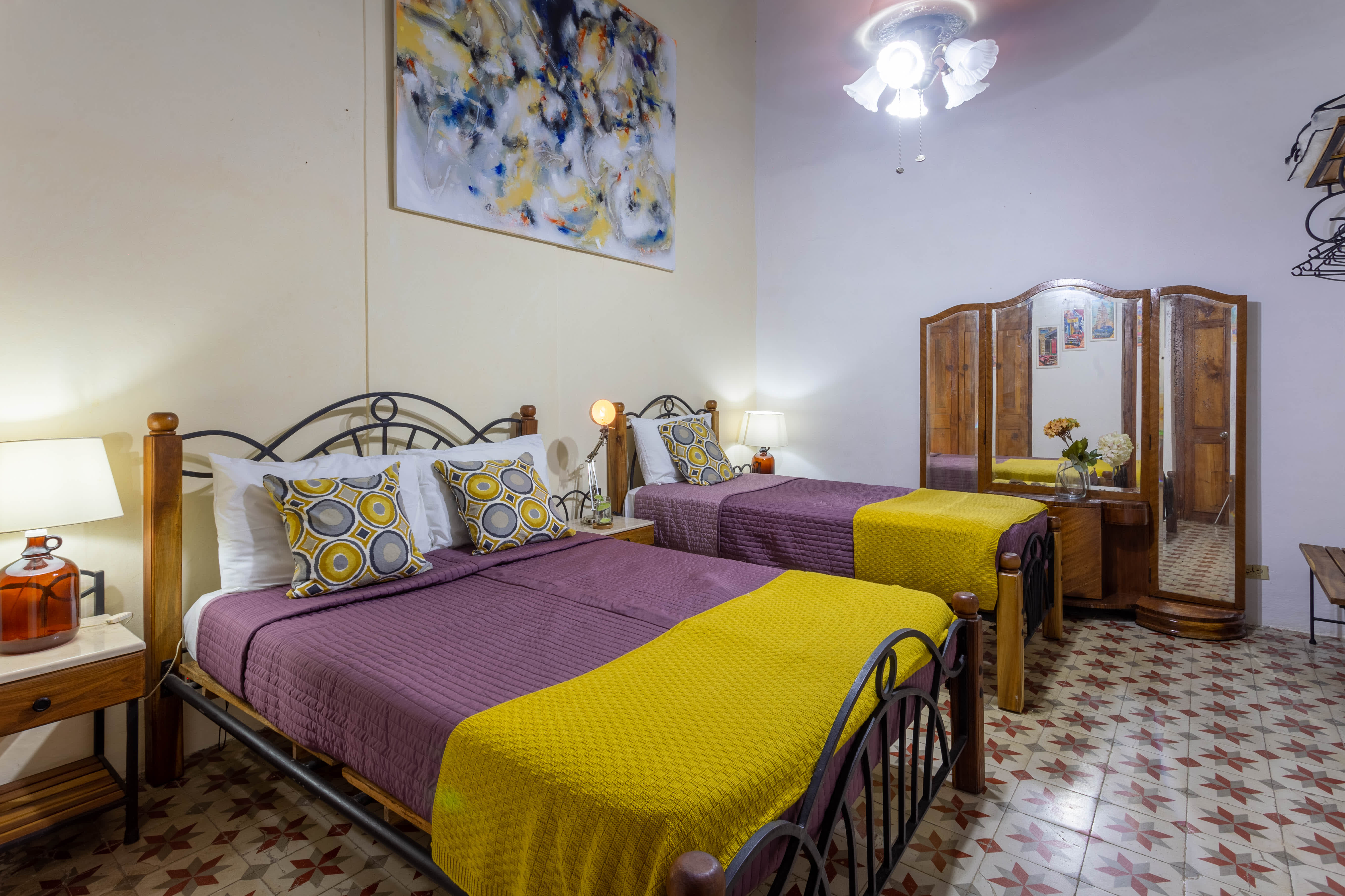 Hostal Virtudes 216 - Florida