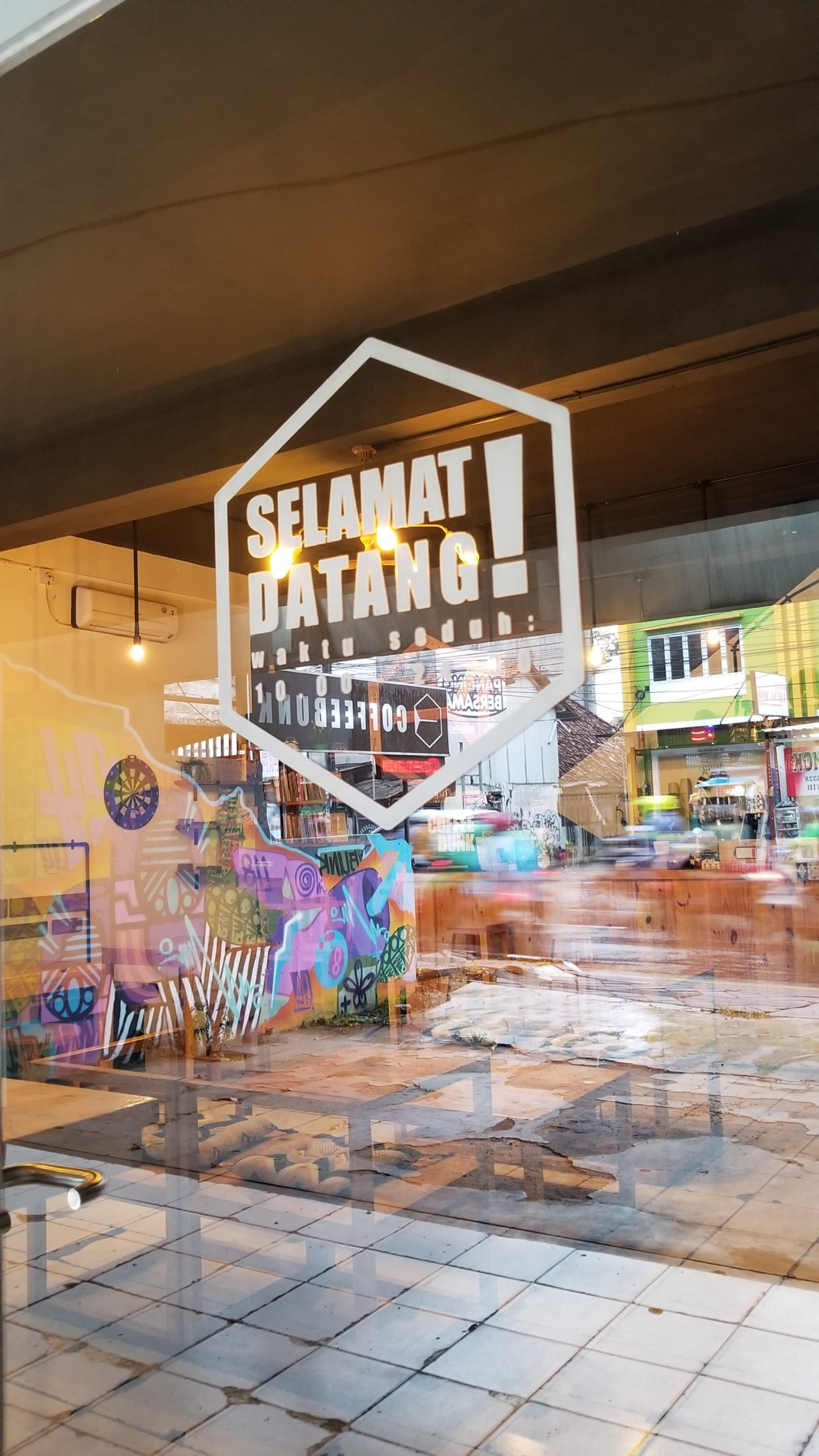 Coffeebunk Hostel - Jakarta