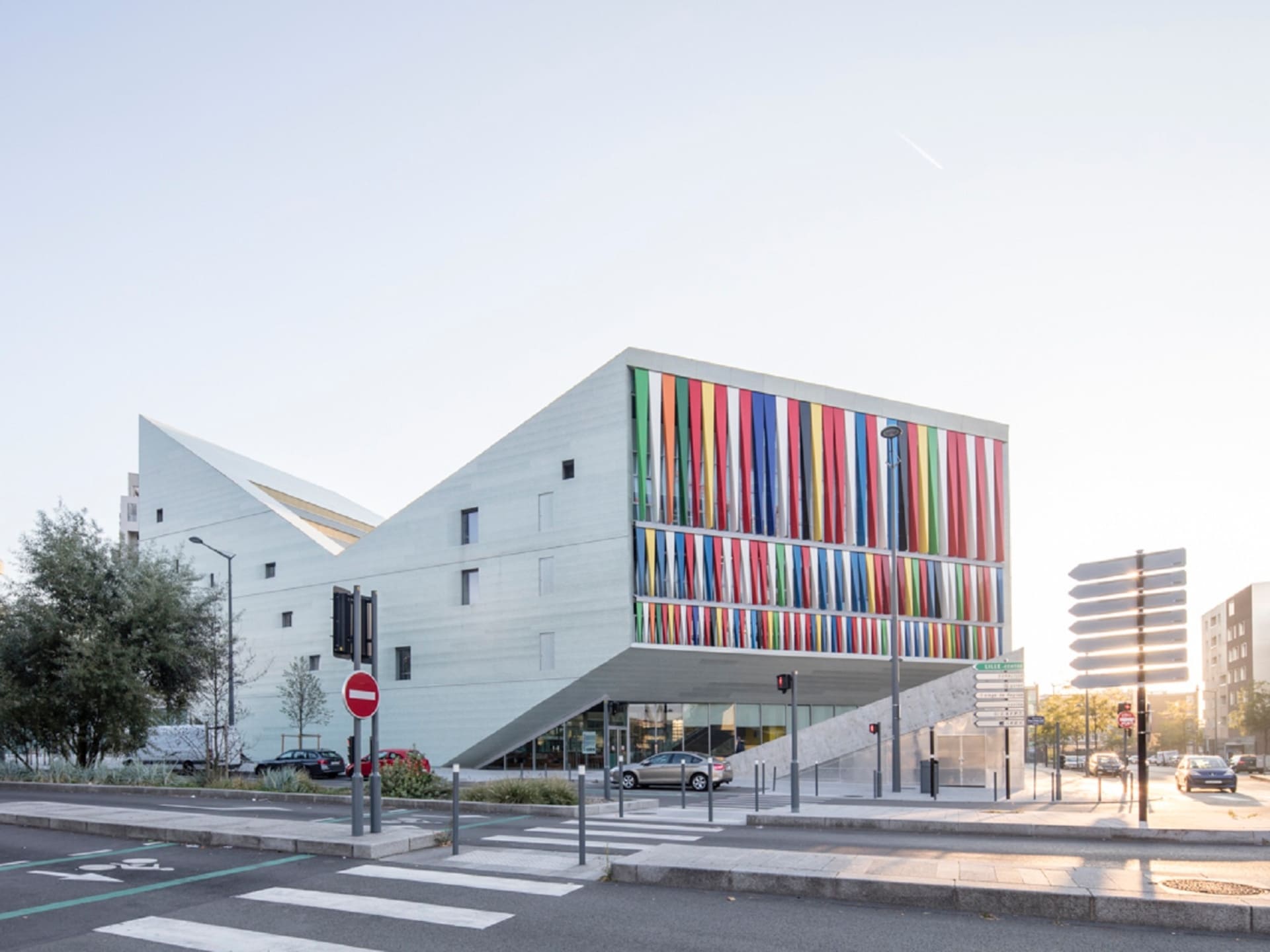 Auberge De Jeunesse Hi Lille Stéphane Hessel - Lille