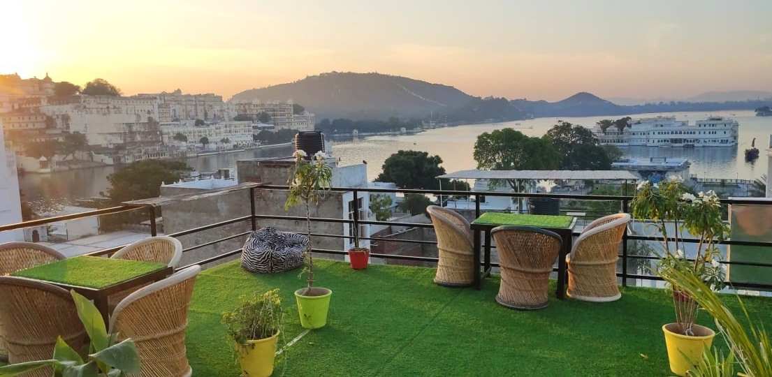 Hostel Crown - Udaipur