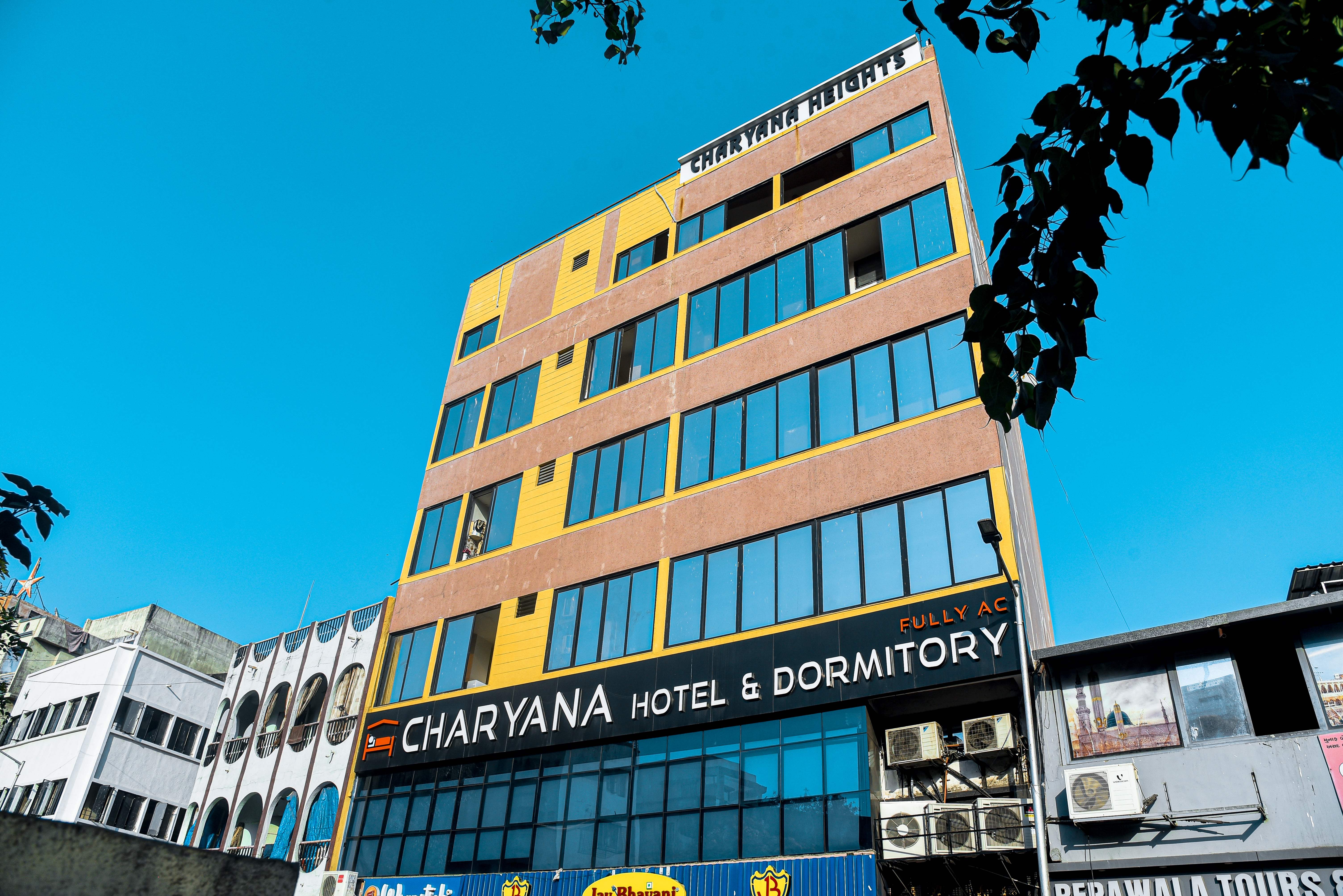 Charyana Hotel & Serviced Appartments - Ahmedabad