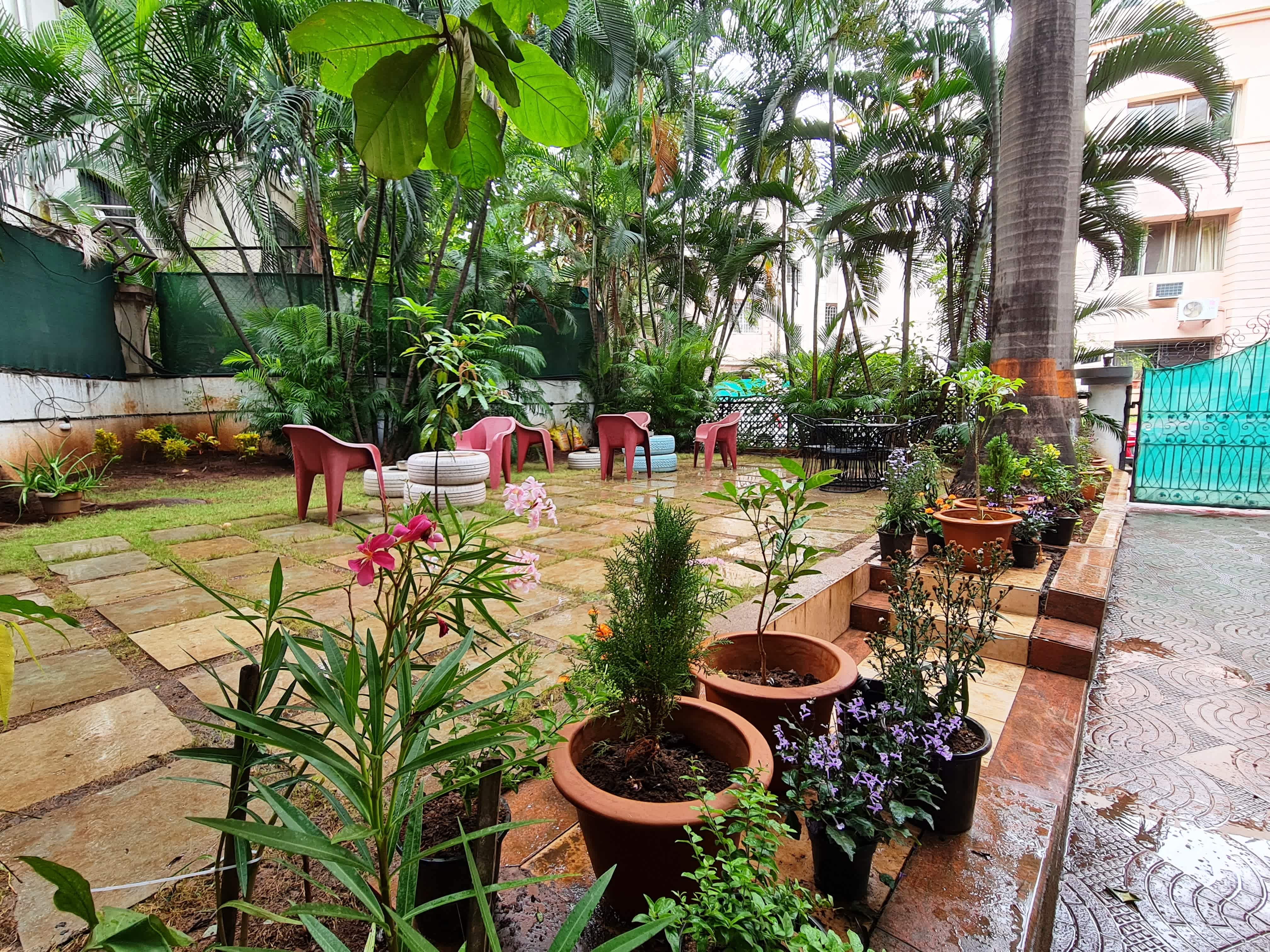 Hostel Lifespace - Pune