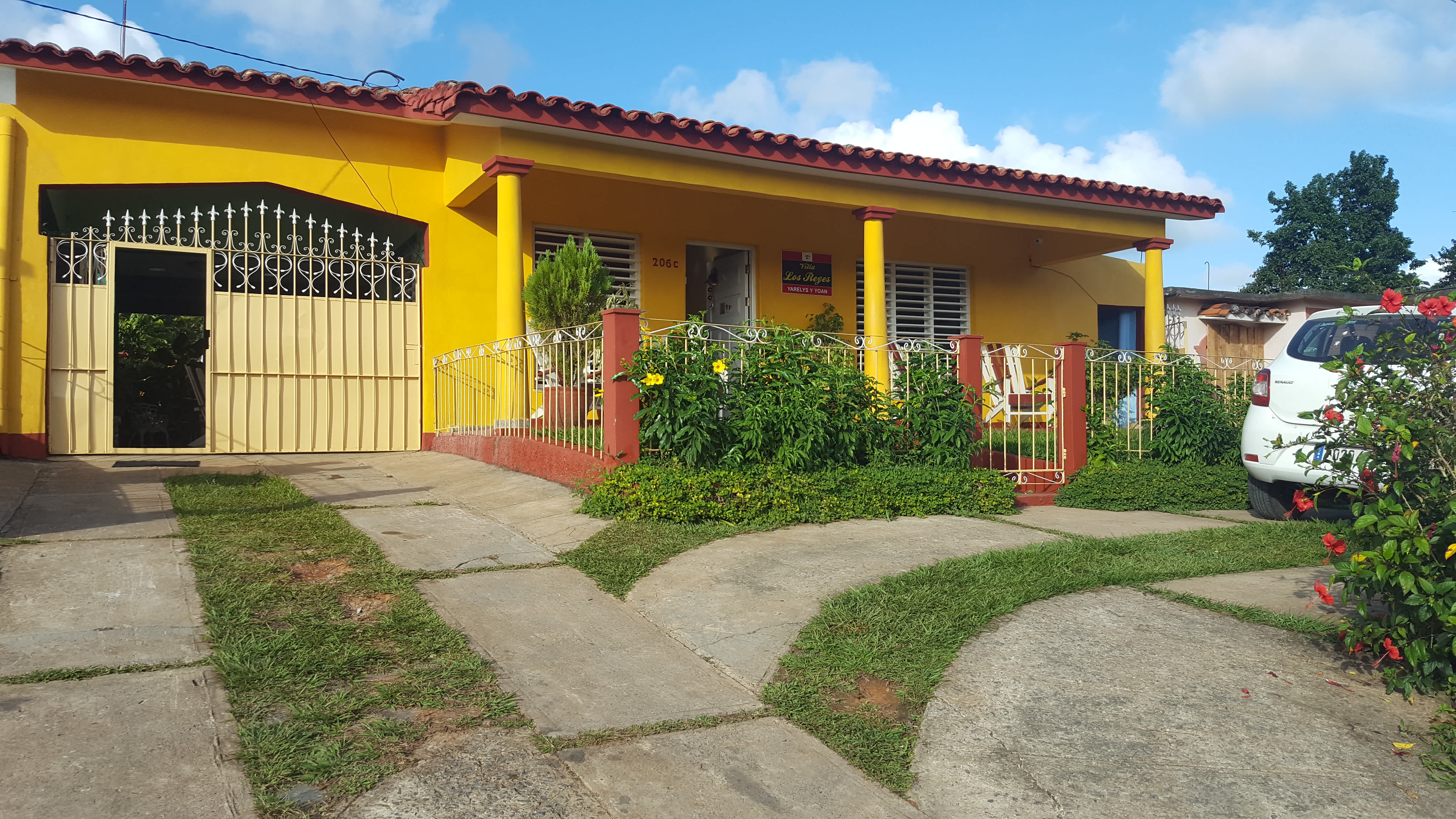 Villa Los Reyes (Yarelis Y Yoan) - Viñales