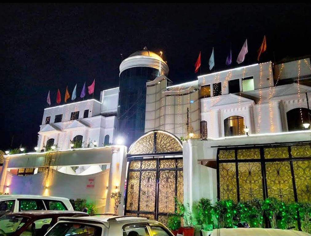 Hotel Mandakini Royale - Kanpur