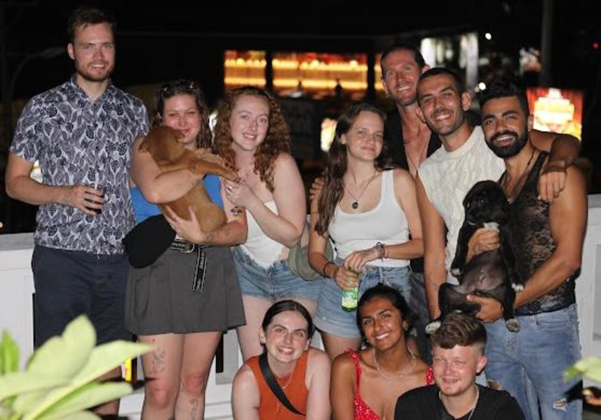 Sunshot Hostel - Legian