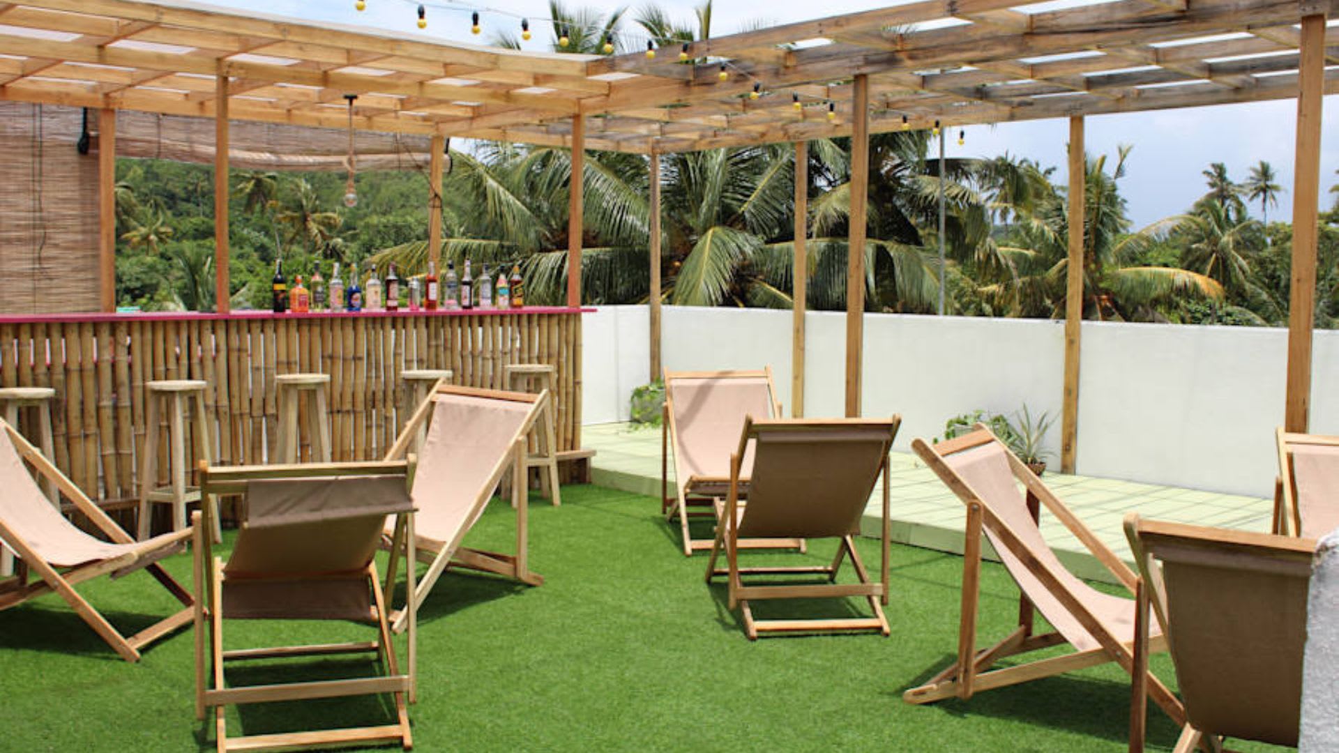 Sun & Moon Hostel - Mirissa