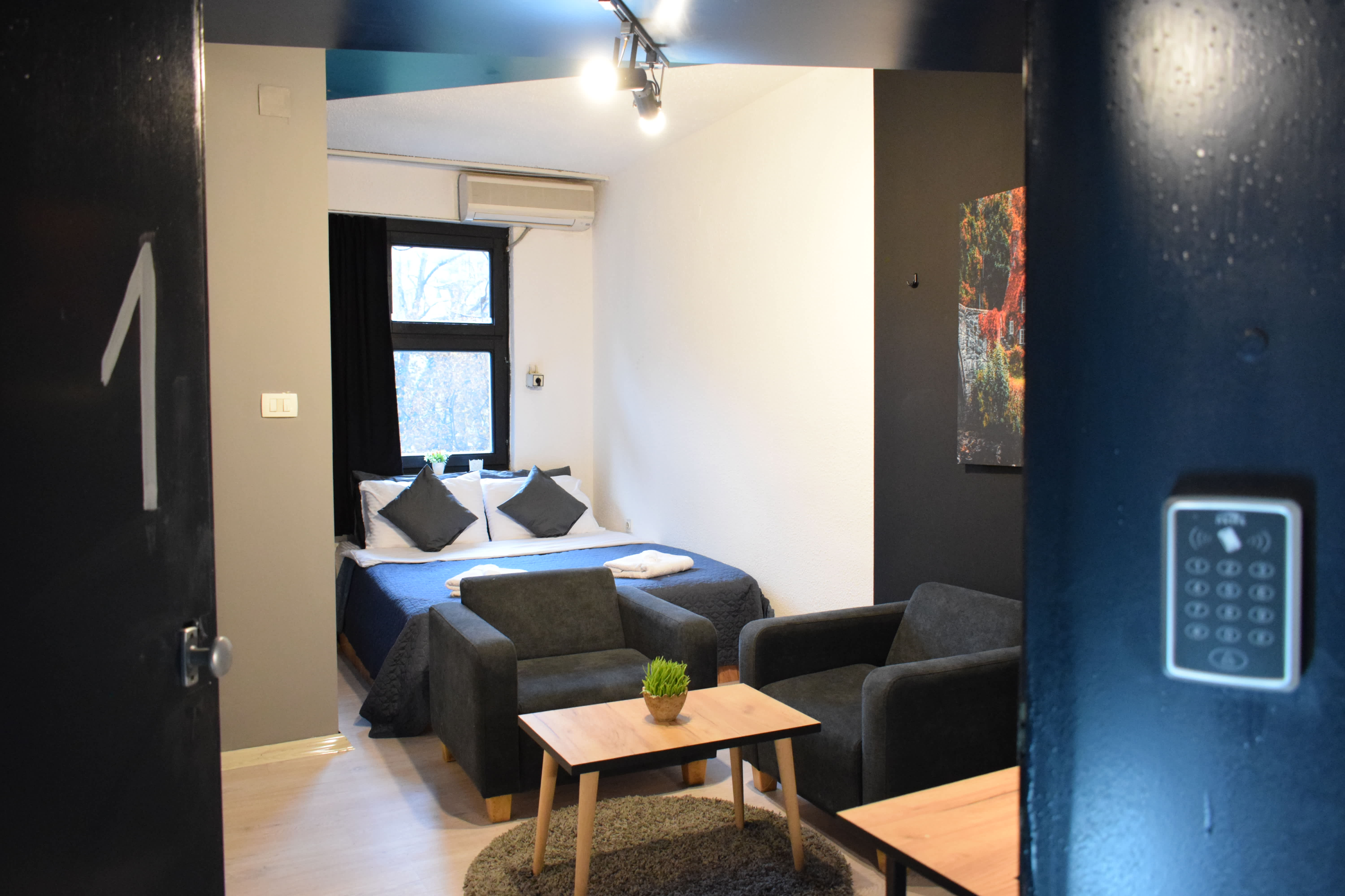 M - Square Studios & Private Rooms - Skopje