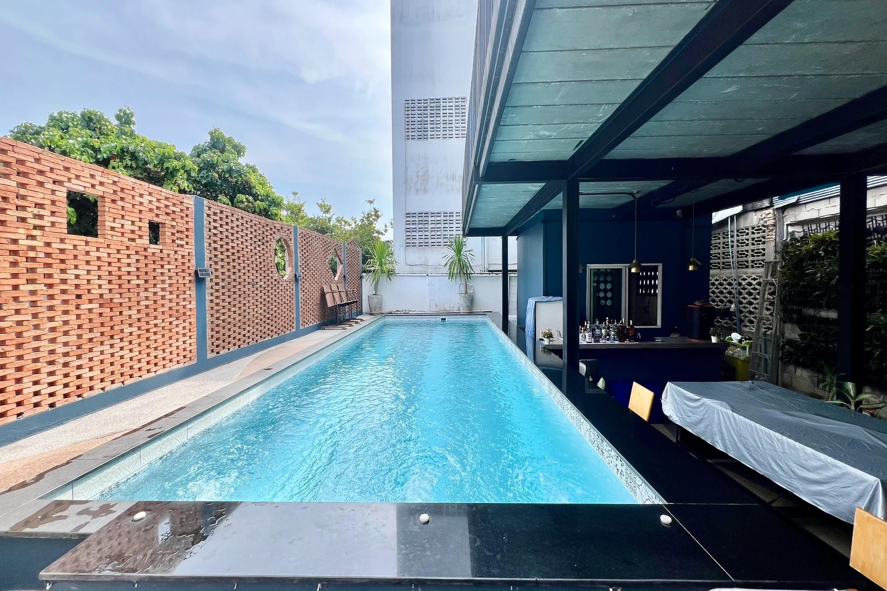 Deva Hostel & Relax Pool - Chiang Mai
