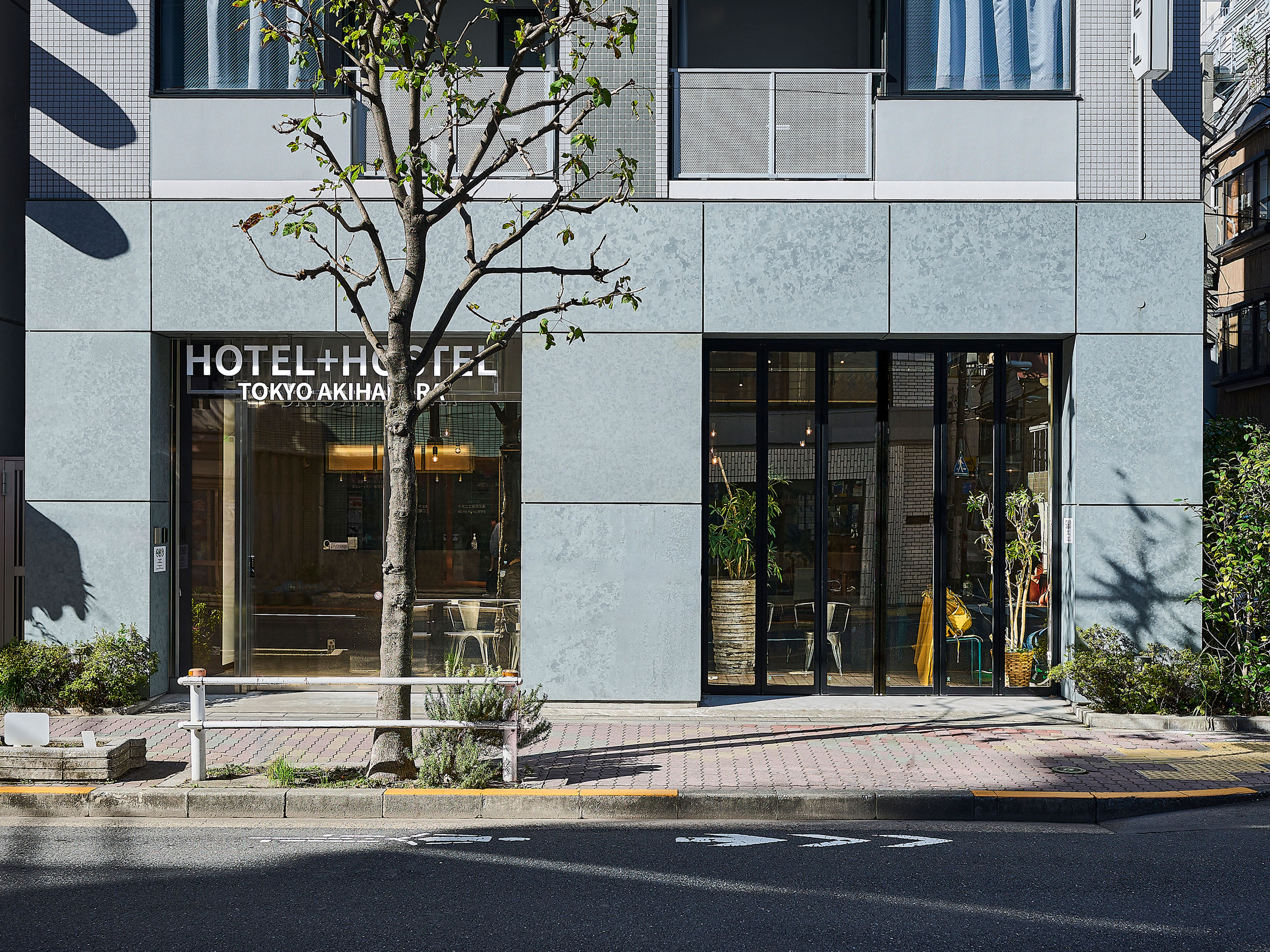 Hotel + Hostel Tokyo Akihabara - Ueno