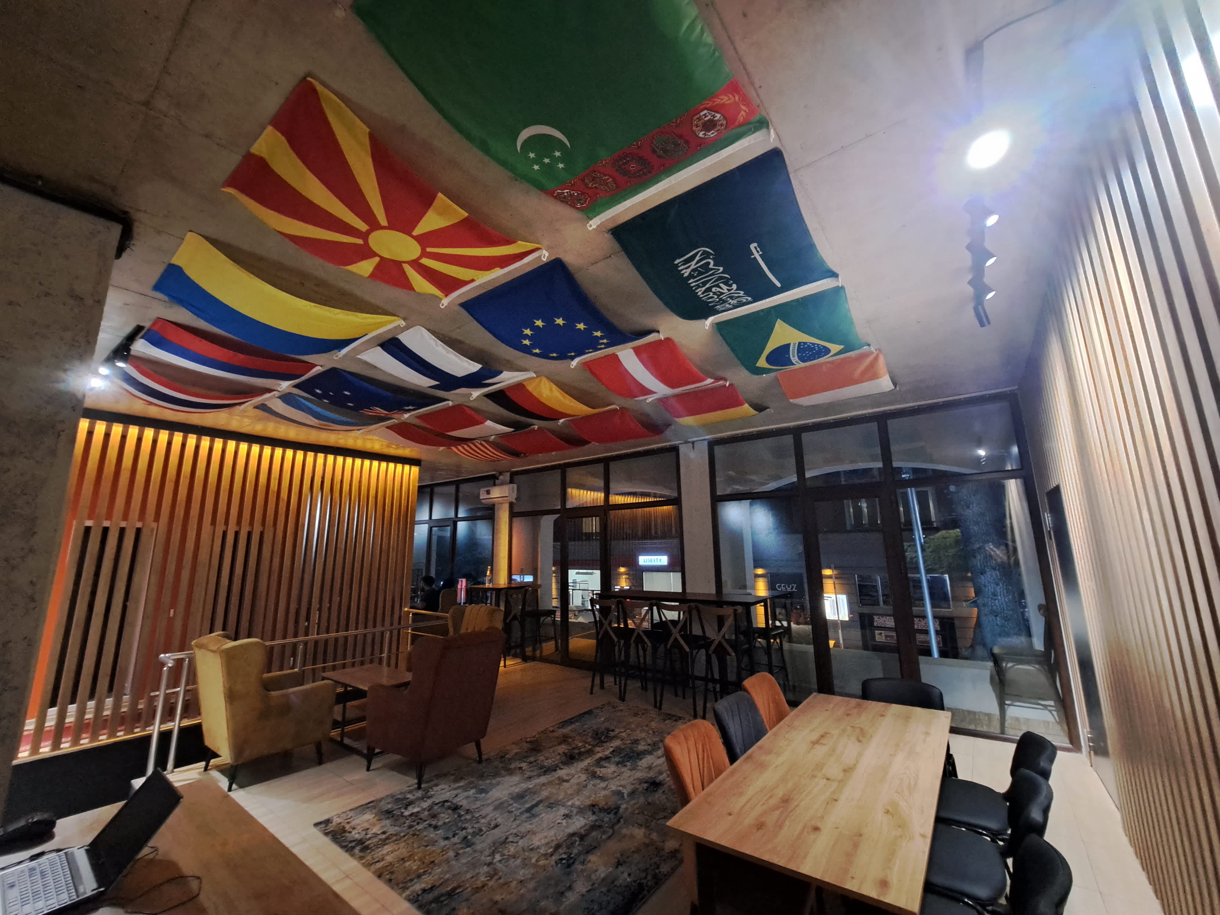 Karvi Hostel - 巴統