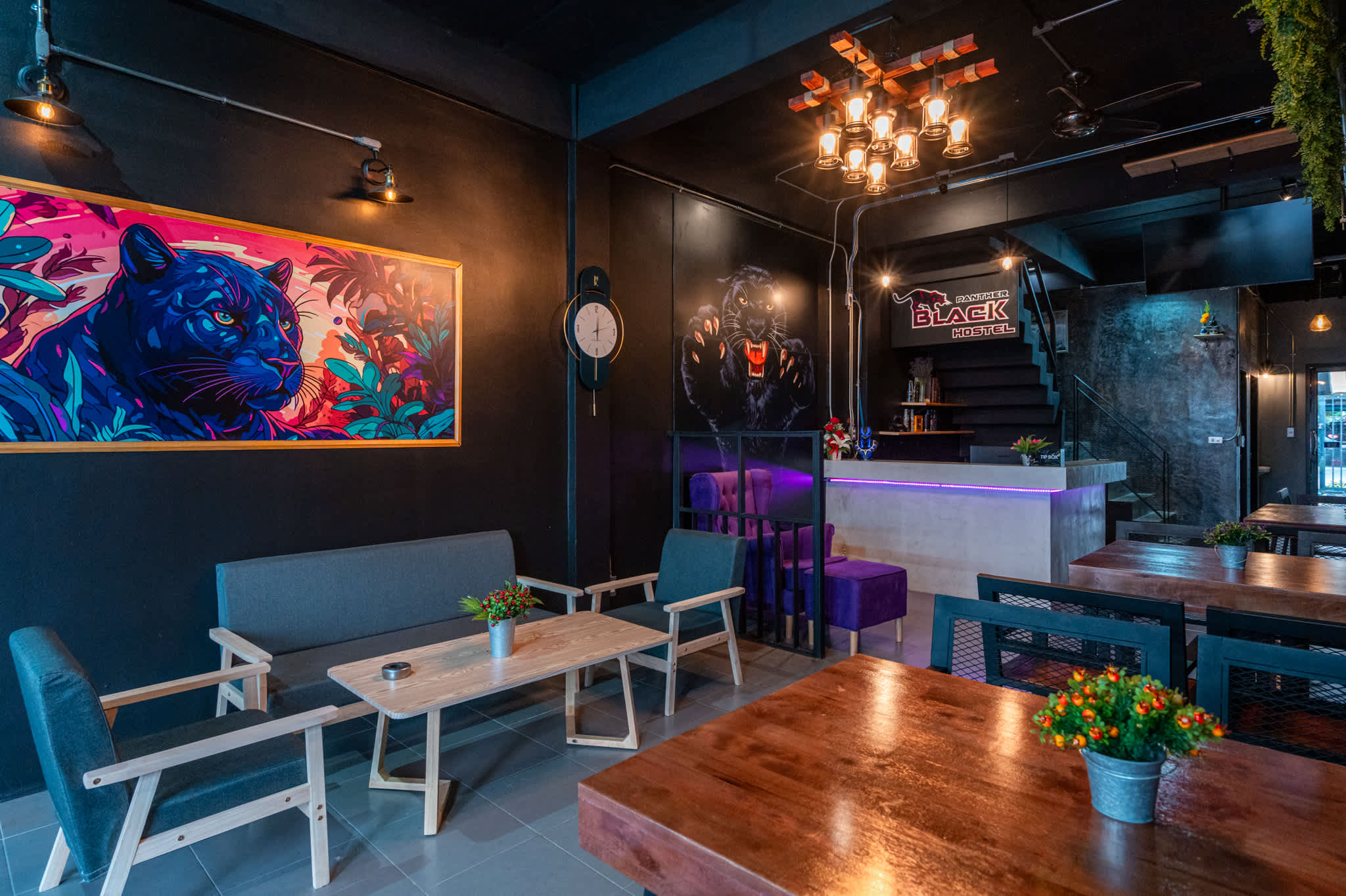 Black Panther Hostel - Phuket