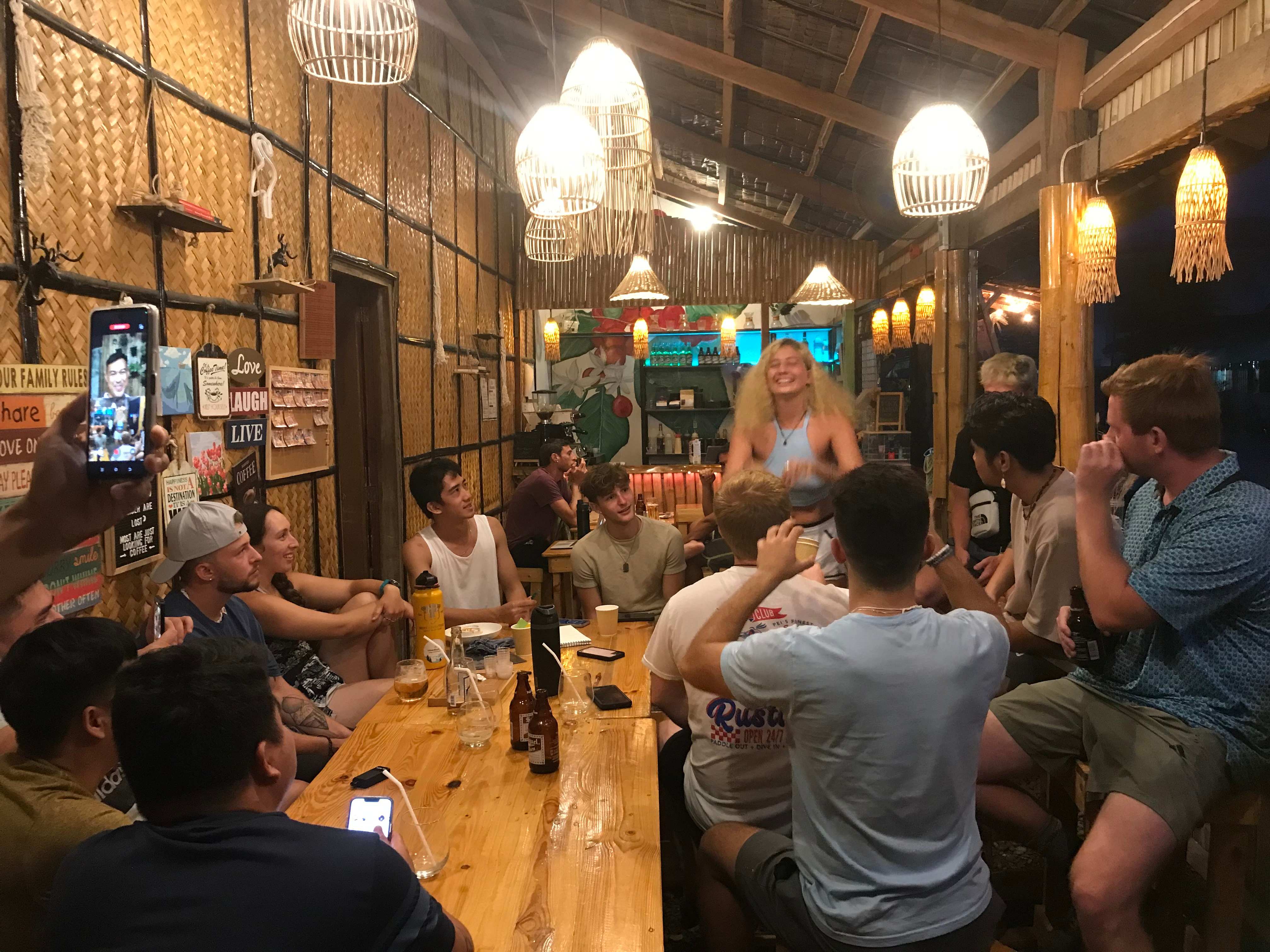 Istoria Hostel + Cafe - Moalboal