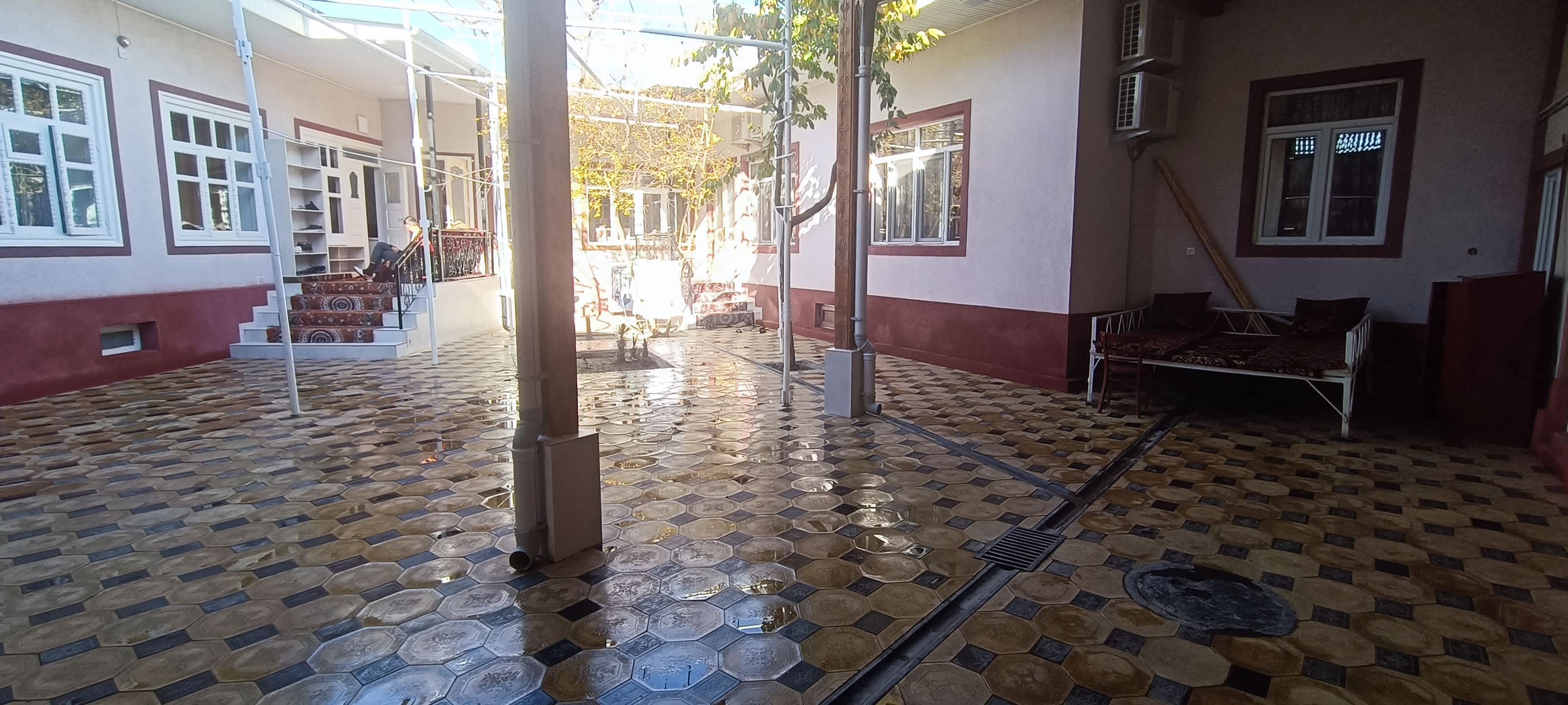 Bruce Hostel - Dushanbe