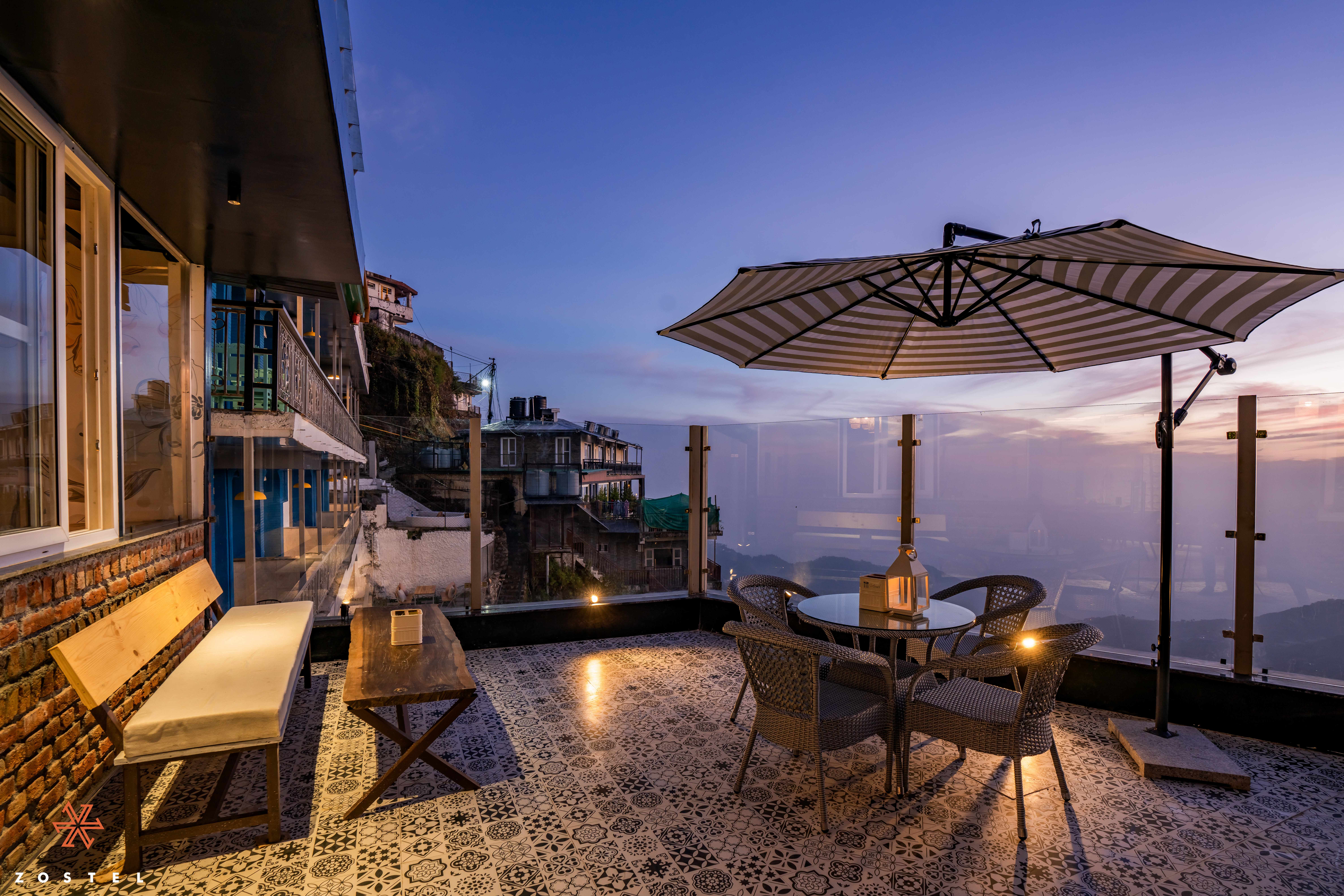 Zostel Mussoorie (Mall Road) - Mussoorie