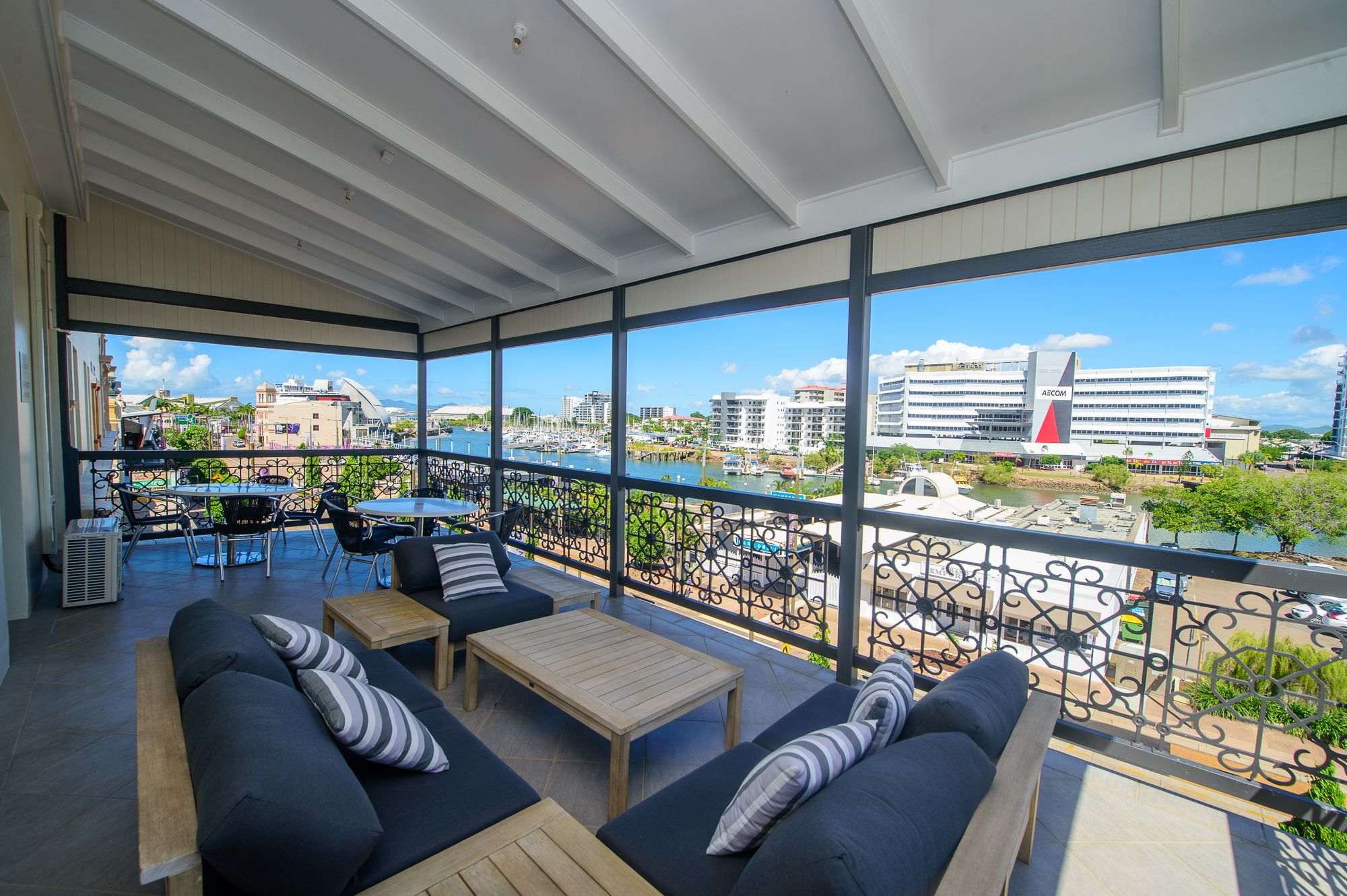 Flinders St. Hostel - International Female Only - Townsville