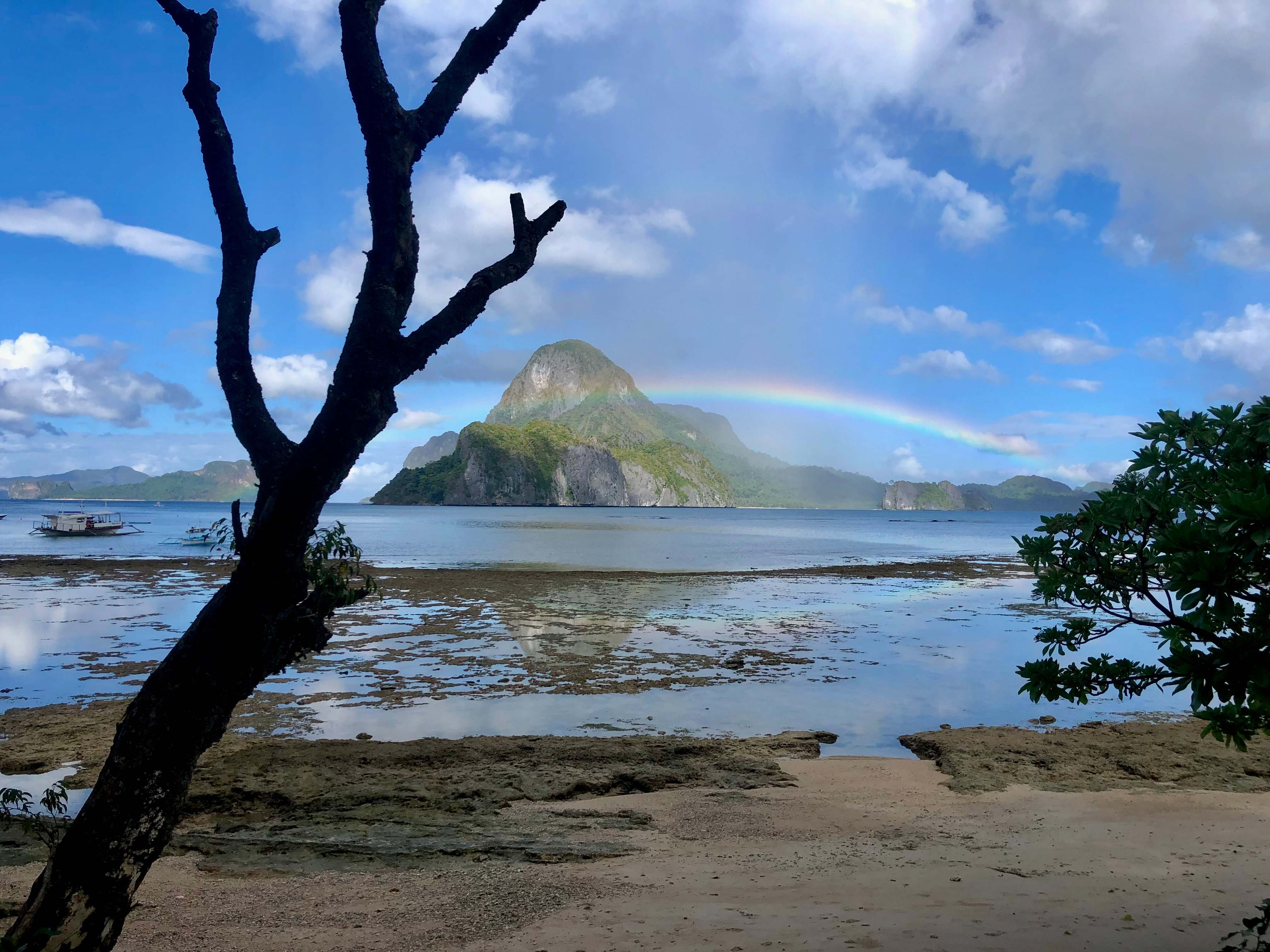 Oia Beach Hostel - El Nido - El Nido