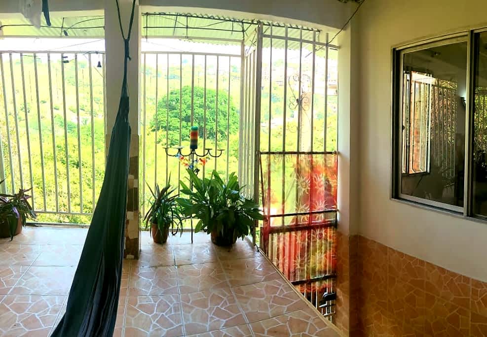 Mini Hostal Hippie - Cali