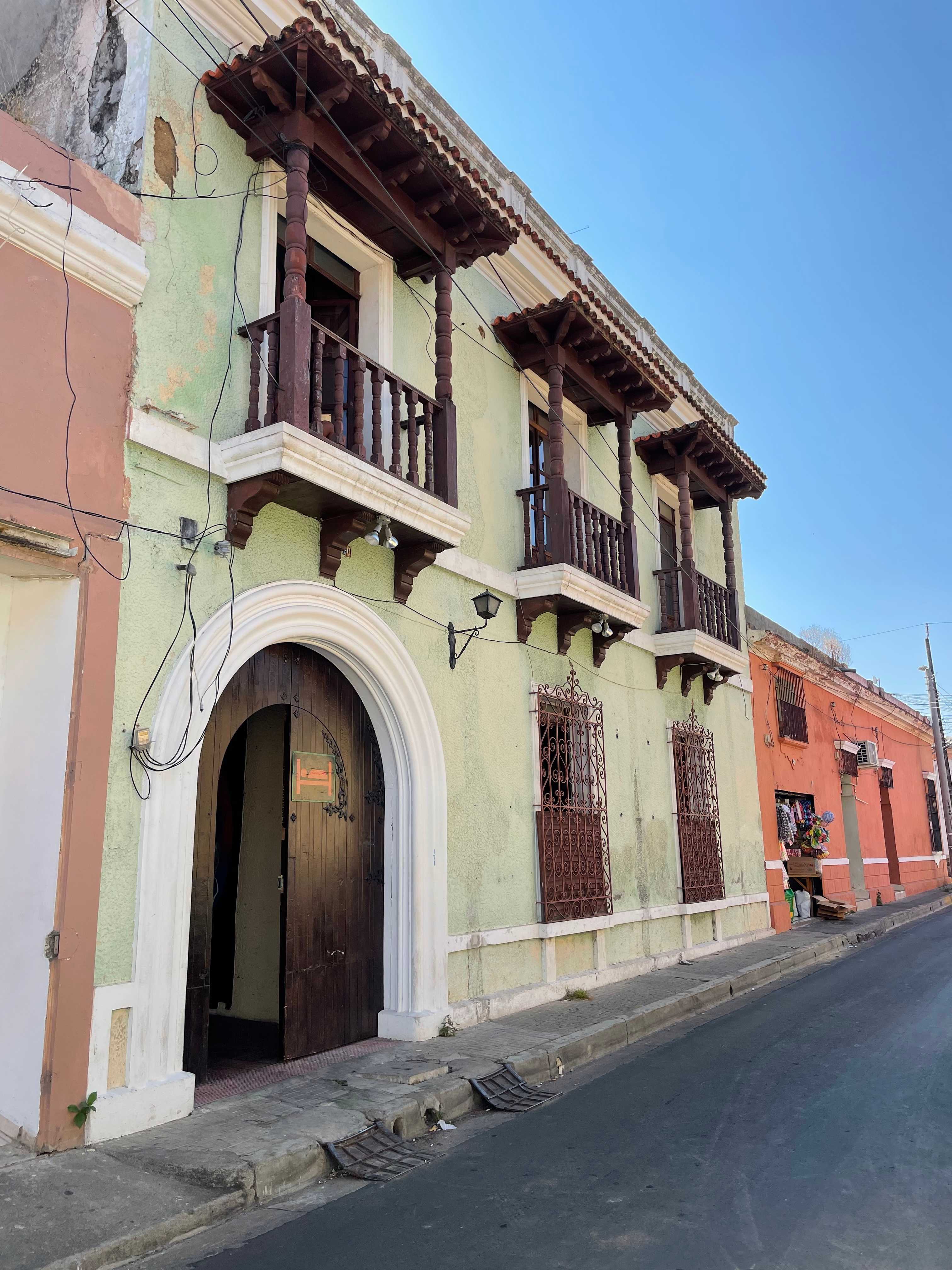 Ricks Hostel Santa Ana - 