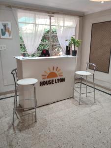 House Lyon - Mendoza