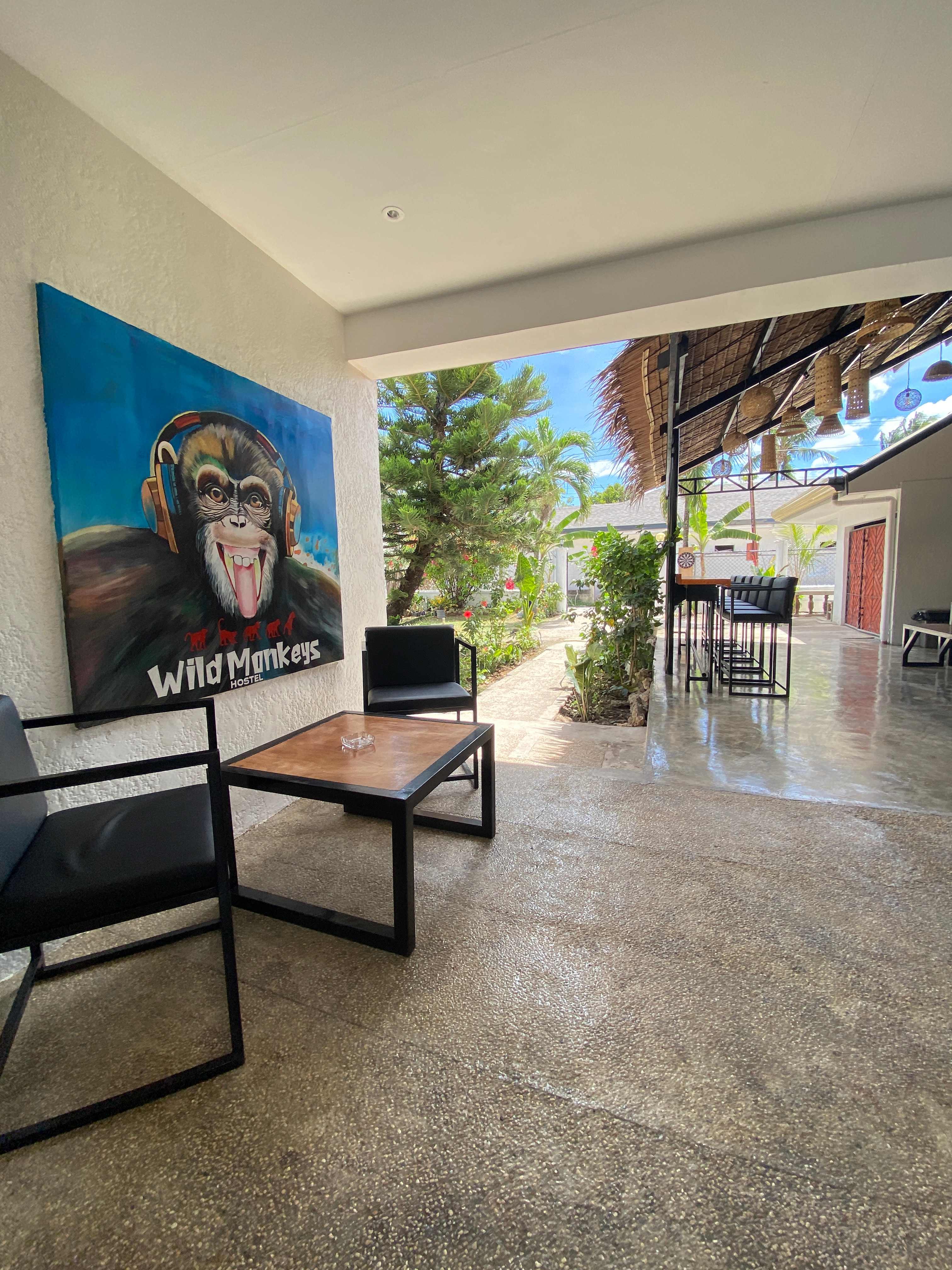 Wild Monkeys Hostel - Moalboal