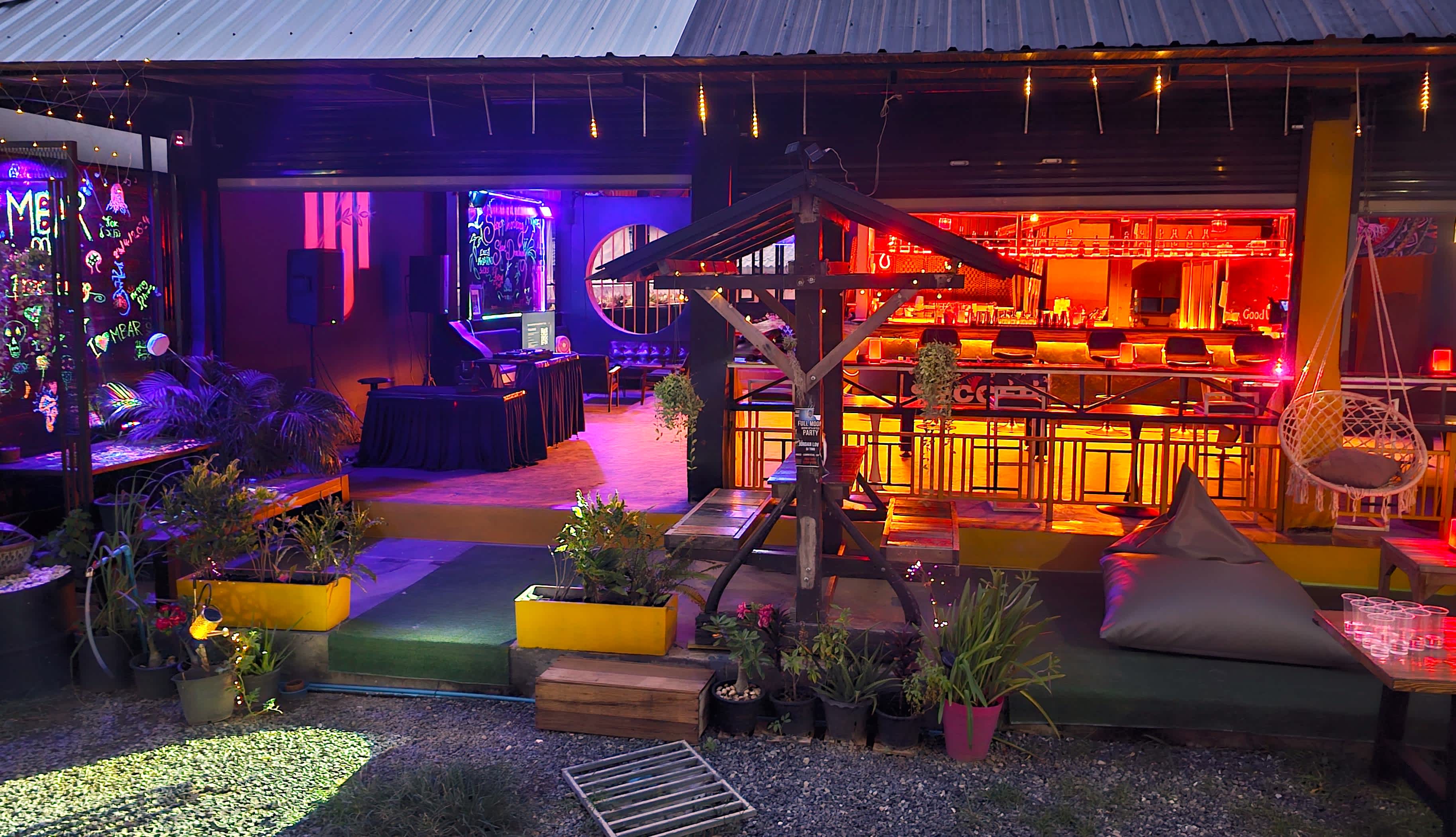Mbar Hostel Haad Rin - Ko Pha Ngan