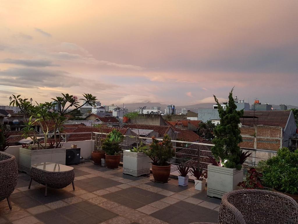 G10 Guest House - Bandung
